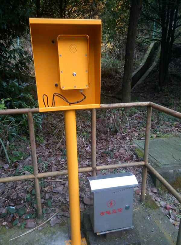 Highway Telephone | KNTECH